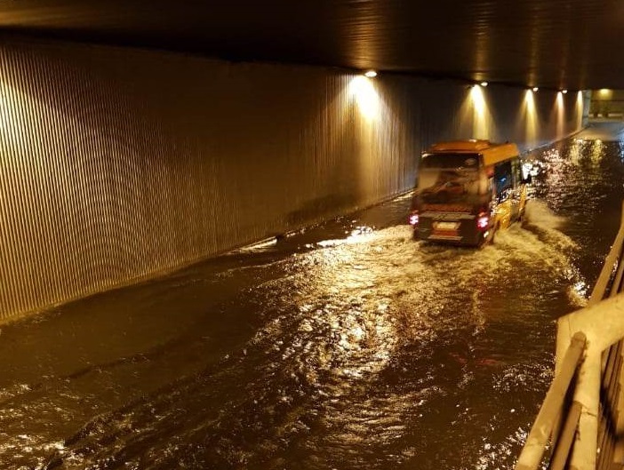 Pistoia, sottopasso di Porta Nuova allagato: polla dal sottosuolo manda ...