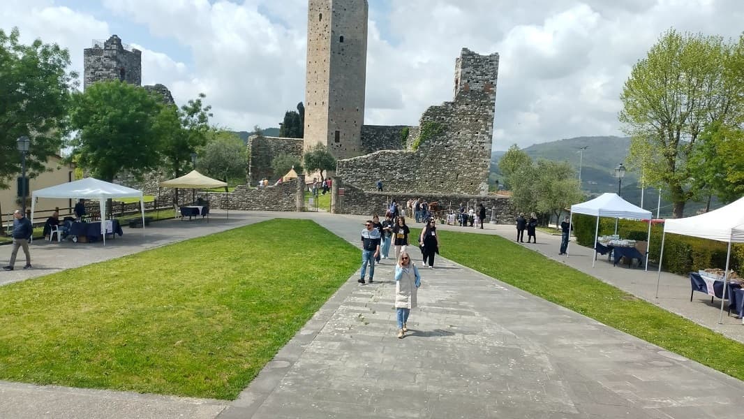 Più di 1000 persone alla prima edizione di 'Serravalle Degusto ...
