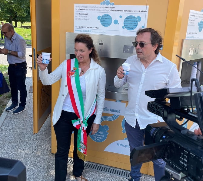 Inaugurato il fontanello di Galciana. È il 13° a prato - Reportpistoia